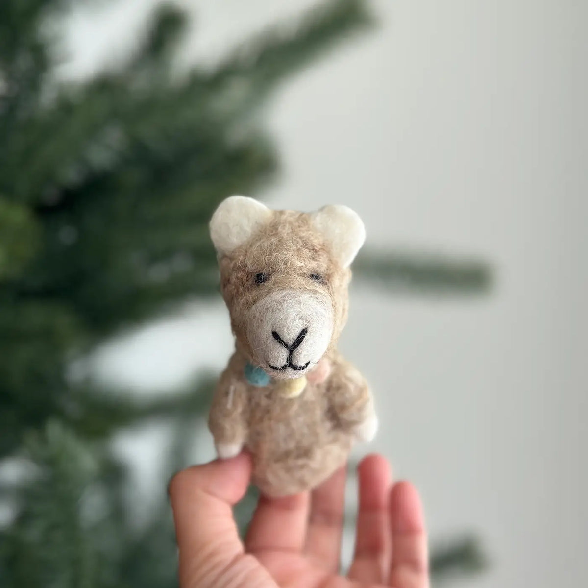 Llama Finger Puppet – Zinnia Textiles Nelson