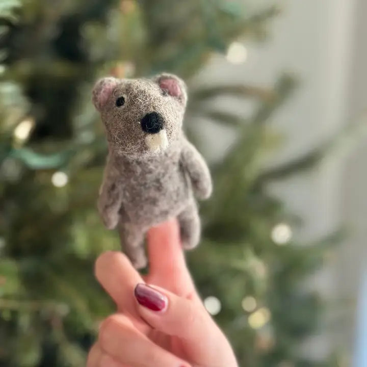 Beaver Finger Puppet – Zinnia Textiles Nelson